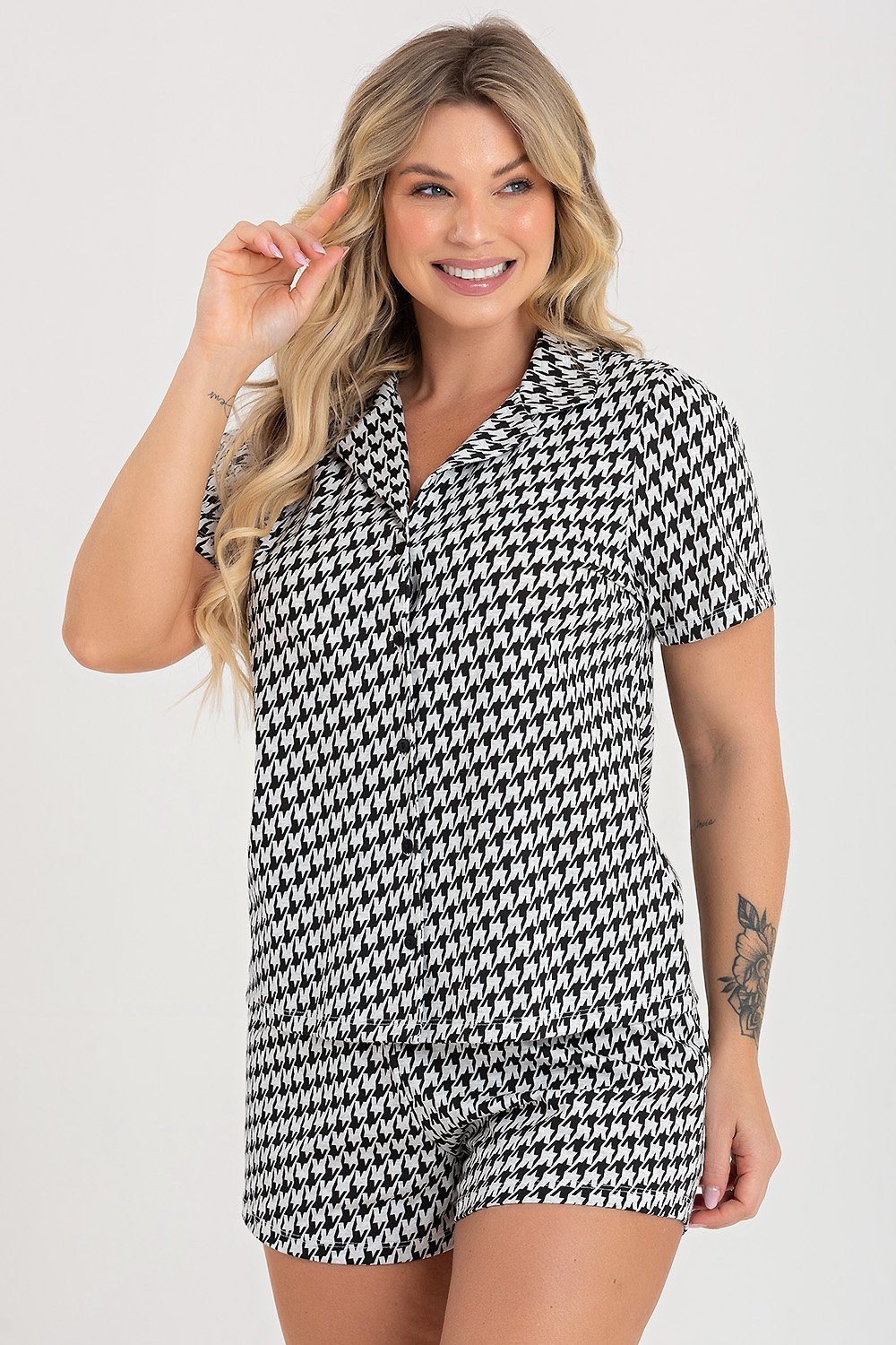 Pijama Americano Curto Loja Zus Estampado Preto Fundo Mescla